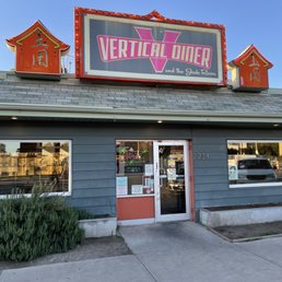 VERTICAL DINER - Updated May 2025 - 569 Photos & 848 Reviews - 234 W ...