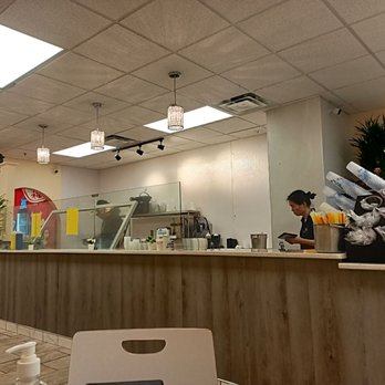 BUBBLE FISH - Updated October 2025 - 12 Photos - 1006 Suncrest Towne ...