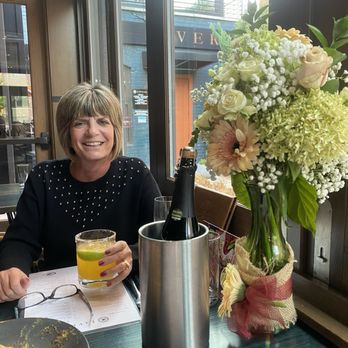 LIVERY - INDIANAPOLIS - Updated May 2024 - 2449 Photos & 1350 Reviews ...