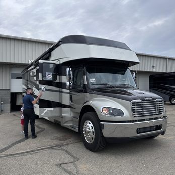 GENERAL RV CENTER - Updated October 2025 - 20 Photos & 51 Reviews - 476 ...