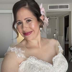 ALISON HAYASHI KISS&MAKEUP - 96 Photos & 33 Reviews - Honolulu, HI - Yelp