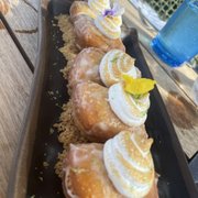 TOPSIDE AT THE BEACON - 95 Photos & 78 Reviews - 1107 Lighthouse ...