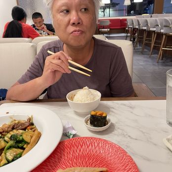 MOONGA ASIAN BISTRO - Updated December 2025 - 669 Photos & 199 Reviews ...