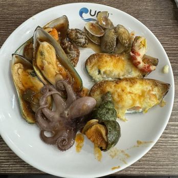 UMI SUSHI & SEAFOOD BUFFET - Updated November 2024 - 444 Photos & 235 ...