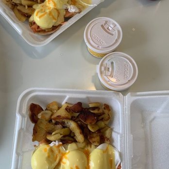 HOT STACKS FAMILY RESTAURANT - 52 Photos & 58 Reviews - 29 King Street ...