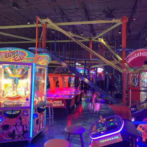 MAIN EVENT SAN ANTONIO NORTH - 176 Photos & 247 Reviews - 1911 North ...