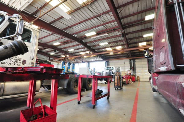 CUMMINS SALES AND SERVICE - Updated August 2025 - 22 Photos & 25 ...