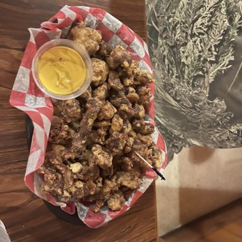 SOUTH RILEY TAVERN - Updated January 2026 - 42 Photos & 54 Reviews ...