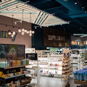 HEALTHY PLANET - Updated May 2025 - 1600 Merivale Road, Ottawa, Ontario ...