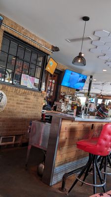 ADA GARAGE BAR & GRILL - Updated December 2025 - 54 Photos & 57 Reviews ...