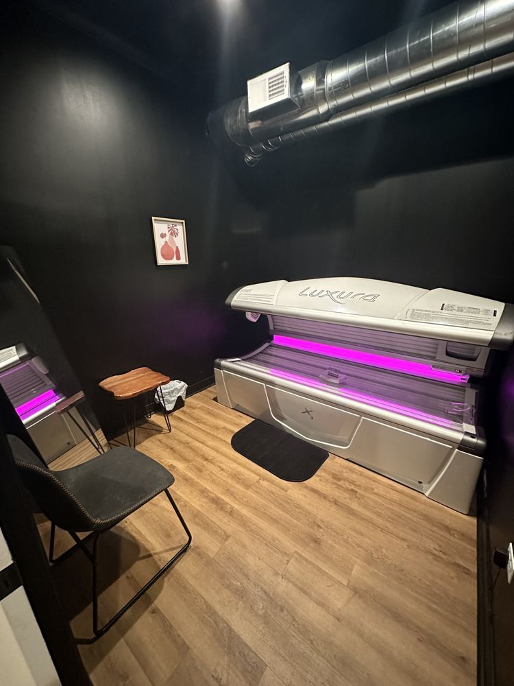 BE BRONZE TANNING - Updated September 2025 - 12 Photos - 3518 W 111th ...