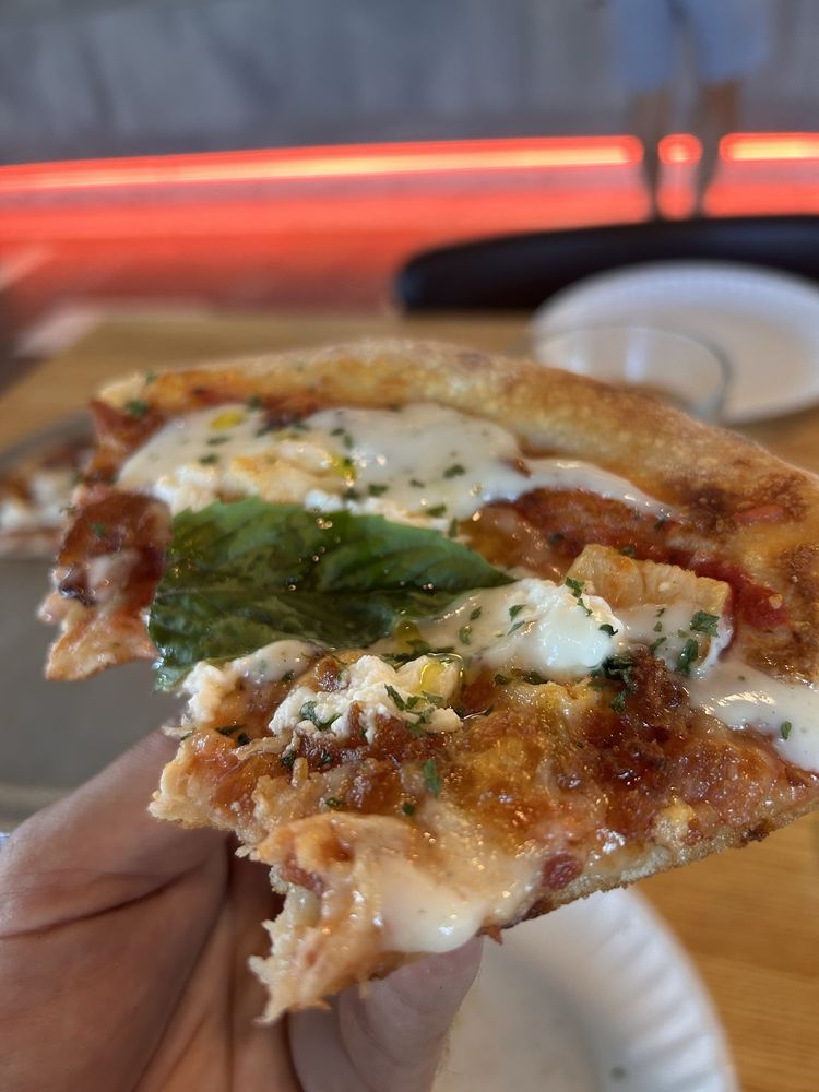 PIZZA GENE - Updated October 2025 - 11 Photos & 19 Reviews - 424 SE ...