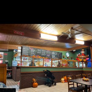 SLACKERS QUALITY GRUB - 120 Photos & 246 Reviews - 635 Elm St, Page, AZ ...