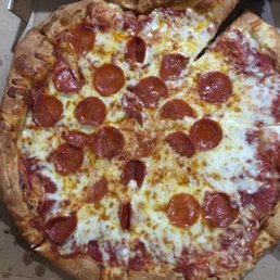 AMORE PIZZA - Updated December 2025 - 23 Photos & 61 Reviews - 1590 Red ...