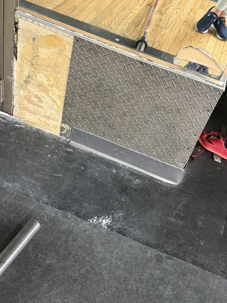 LA FITNESS - Updated January 2026 - 12 Reviews - 230 W North Ave ...