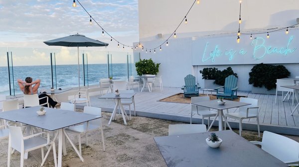 SANDBOX BEACH BAR - Updated October 2025 - 12 Photos - Ashford Ave S/N ...