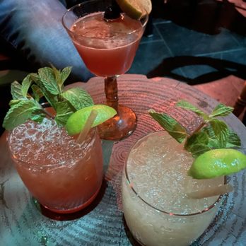 BOO LOO LOUNGE - Updated August 2024 - 36 Photos & 27 Reviews - 2 ...