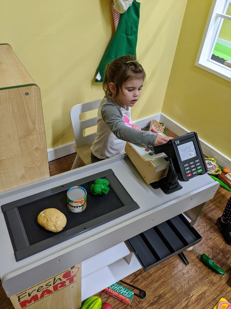 BIZZY BEE INDOOR PLAY CENTER - 131 Photos & 34 Reviews - 7671 ...