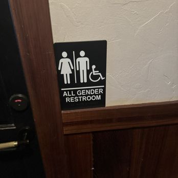 LEFT COAST SEAFOOD & MARKETPLACE - Updated July 2025 - 135 Photos & 142 ...