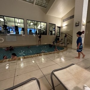 NEWPORT HARBOR ISLAND RESORT - 64 Photos & 12 Reviews - 1 Goat Island ...