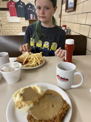 KIDRON TOWN & COUNTRY STORE RESTAURANT - Updated October 2025 - 23 ...