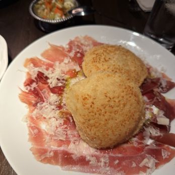 GIOVEDI - Updated May 2025 - 672 Photos & 113 Reviews - 10 N Hotel St ...