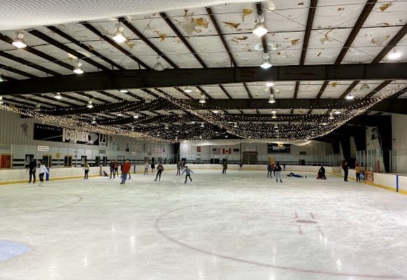 HAMPTON ROADS ICEPLEX - Updated December 2025 - 20 Photos & 21 Reviews ...