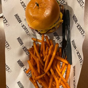 CLUCK -N- MOOH - Updated July 2024 - 128 Photos & 153 Reviews - 3894 ...