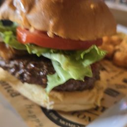 BAYSIDE BURGER & BEER - Updated January 2026 - 39 Photos & 46 Reviews ...