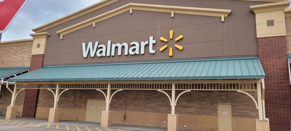 Photos of WALMART SUPERCENTER - Updated August 2024 - 73 Photos & 130 ...