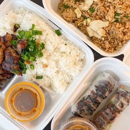 9 ROSES - Updated December 2025 - 692 Photos & 308 Reviews - 1100 ...