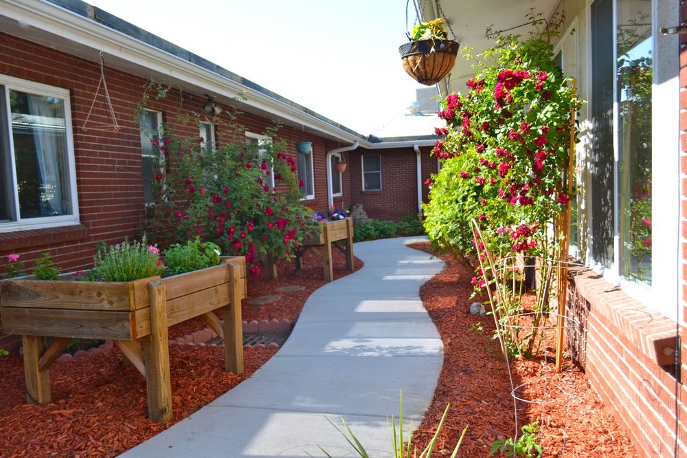 WHEATRIDGE MANOR CARE CENTER - 10 Photos - 2920 Fenton St, Wheat Ridge ...