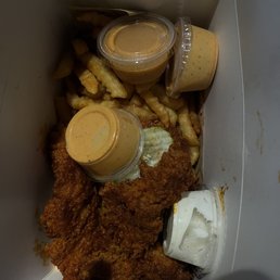 MAIN CHICK HOT CHICKEN - Updated July 2025 - 522 Photos & 612 Reviews ...