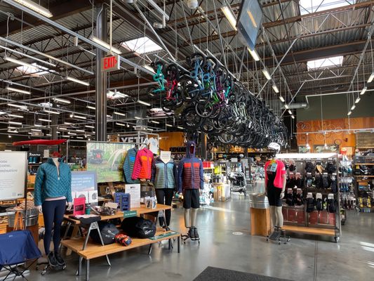 REI - Updated May 2026 - 11 Photos & 22 Reviews - 2300 Fashion Center ...