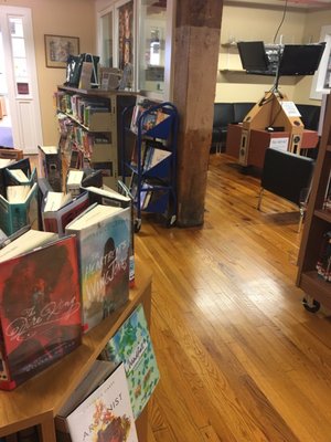 FAYETTEVILLE FREE LIBRARY - Updated October 2025 - 25 Photos & 16 ...