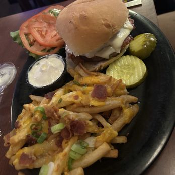 C VIEW INN - Updated December 2025 - 181 Photos & 230 Reviews - 1380 ...