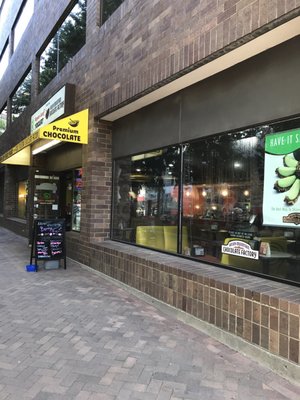 ROCKY MOUNTAIN CHOCOLATE FACTORY - Updated October 2024 - 18 Photos ...