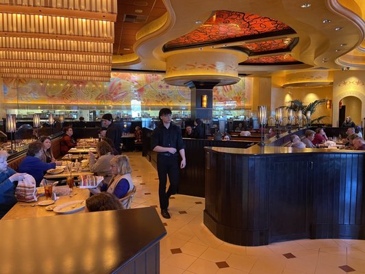 THE CHEESECAKE FACTORY - Updated August 2024 - 1187 Photos & 812 ...