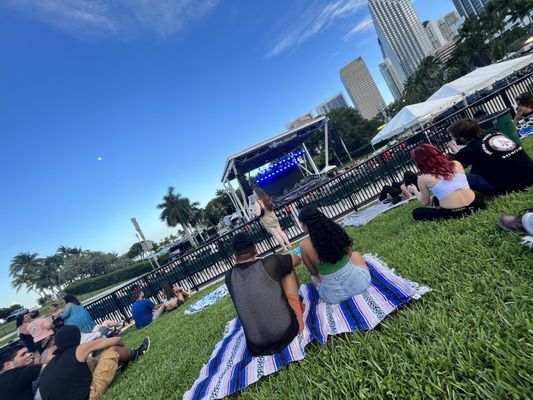 FPL SOLAR AMPHITHEATER AT BAYFRONT PARK - 43 Photos & 19 Reviews - 301 ...