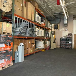 HOCON GAS - Updated December 2025 - 52 Reviews - 20 Railroad Hill St ...