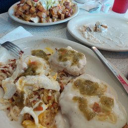 HURRICANE’S RESTAURANT & DRIVE-IN - Updated July 2025 - 152 Photos ...