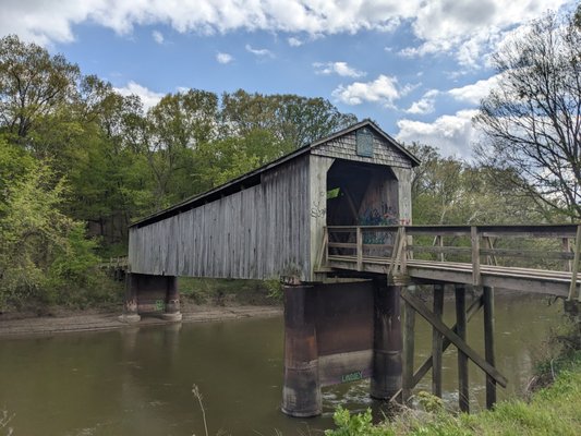 THOMPSON MILL COVERED BRIDGE - Updated April 2025 - 13 Photos - 1375 E ...