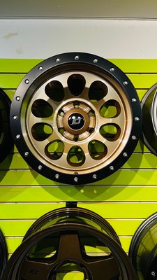 AUTO CUSTOMS - Updated October 2025 - 112 Photos & 155 Reviews - 743 ...