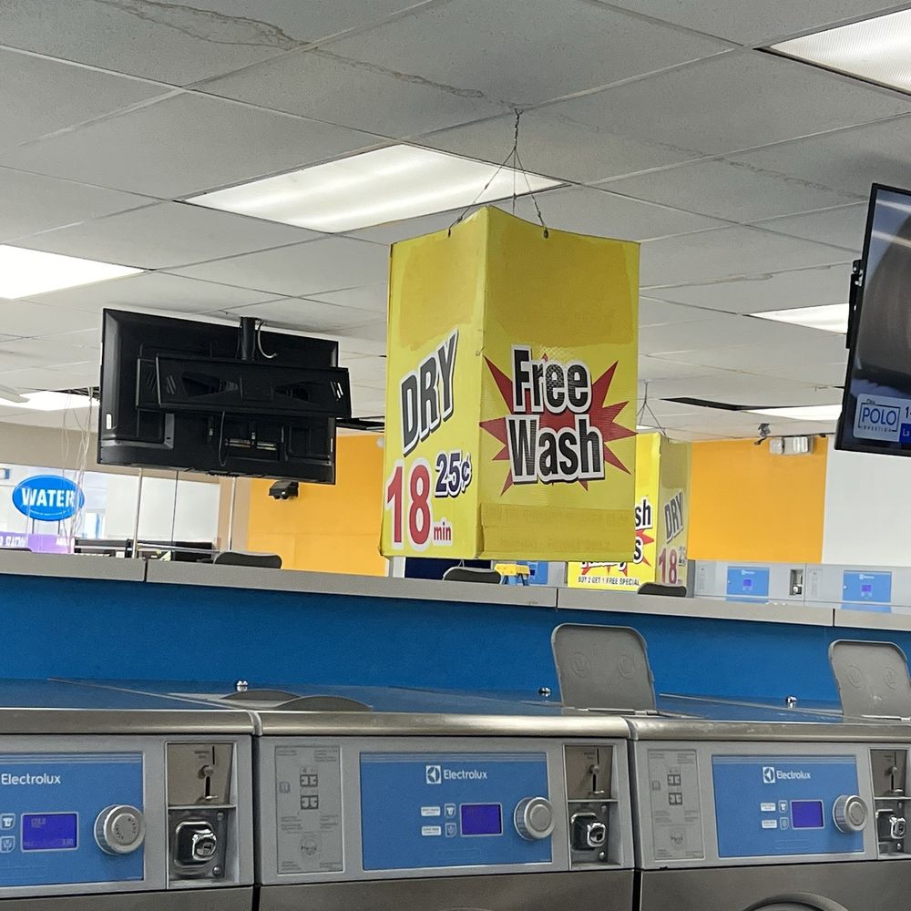 24 Hour Laundromat Canoga Park Los Angeles CA Last Updated January 2025 Yelp