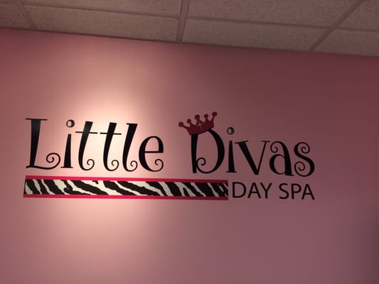LITTLE DIVAS DAY SPA - Updated January 2025 - 19 Photos & 14 Reviews ...