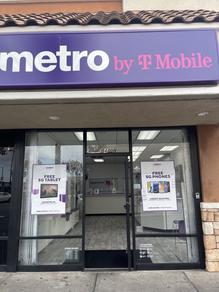 METRO BY T-MOBILE - Updated May 2026 - 15400 Hawthorne Blvd, Lawndale ...