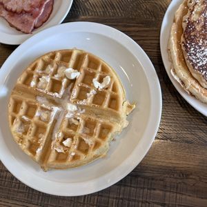 122 DINER - Updated August 2024 - 25 Photos & 73 Reviews - 1392 Main St ...