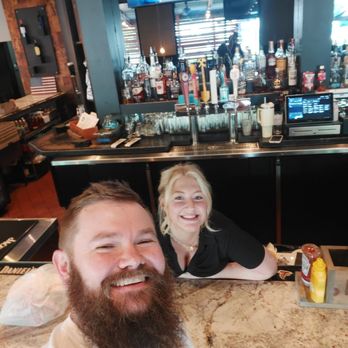 B&B TAVERN - Updated July 2024 - 343 Photos & 470 Reviews - 3568 Sixes ...