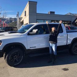 DAVE SMITH MOTORS - 53 Photos & 295 Reviews - 210 N Division St ...