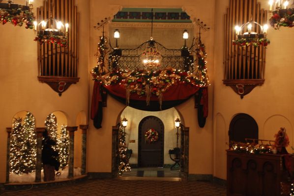 BENEDICT CASTLE - Updated December 2025 - 93 Photos - 5445 Chicago Ave ...